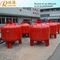China 0.6-1.2MPa Foam Bladder Tank With Pressure Gauge And Flange Or Thread Connection for sale
