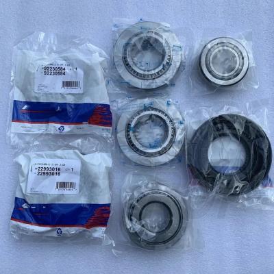 China Cadillac ATS CTS Rear Differential Repair Kit 2013-2019 Auto Bearings Set F-577158 F-574658 for sale