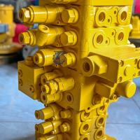 China PC160LC-7 PC160-7 Control Valve Excavator Komatsu , 723-57-16100 Excavator Main Parts for sale