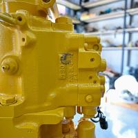 China Komatsu 200-6 Small Head Hydraulic Pump 708-2L-00150 708-2L-00151 708-2L-00056 708-2L-00055 708-2L-00054 708-2L-00053 for sale