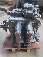 China REBUILT HYDRAULIC MAIN CONTROL VALVE FOR HITACHI EX300-5 EX350H-5 EX370-5M EX385USR EX345USR LC EX370HD-5 EXCAVATOR PARTS for sale
