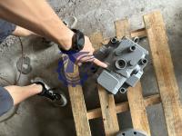 China 4255115 For Hitachi EX100-1 EX100-2 EX100M-2 EX100-5 EX100 Hydraulic Swing Motor Swing Reduction Excavators Parts for sale