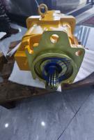 China 7081G00110 7081H00050 7055131210 Hydraulic Gear Pump Main Pump Assy Bomba For Komatsu PC4000-6 PC4000 Excavator Parts for sale