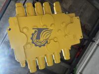 China 709-14-93900 709-14-93901 7091493900 Hydraulic Control Valve Assy for Komatsu PC750 PC750SE PC800 PC800SE Excavator Parts Hydraulic Main Valve for sale