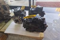 China 708-1T-00472 For Komatsu D155-6 Hydraulic Pump Parts Bulldozer Fan Pump Gear Pump Factory Direct Sales Construction Machinery Parts Durable Pump 7081T00472 for sale