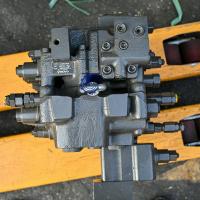 China VOE14699622 VOE14643841 VOE14688238 Hydraulic Control Valve Fit EC140D ECR145D Durable Main Control Valve Assembly for Excavator Repair for sale
