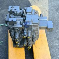 China VOE14699622 VOE14643841 VOE14688238 Hydraulic Control Valve Fit EC140D ECR145D Durable Main Control Valve Assembly for Excavator Repair for sale