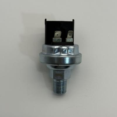 China High Wear-resistant & High Performance L4700-38231G0 Bus Engine Oil Pressure Sensor, Special Sensor for Commercial Bus Engine for sale