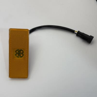 China 24V LED Side Marker Light XML6127‑CZXD Amber Rectangle Side Clearance Warning Lamp Universal Spare Parts for Bus & Coach for sale