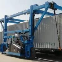 China 35T Straddle Carrier Crane 3km/H Diesel-Powered Container Handler with 60-Ton Capacity for sale