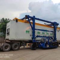 China SPEO Diesel Straddle Carrier Crane 60 Ton Capacity for Port Container Handling for sale