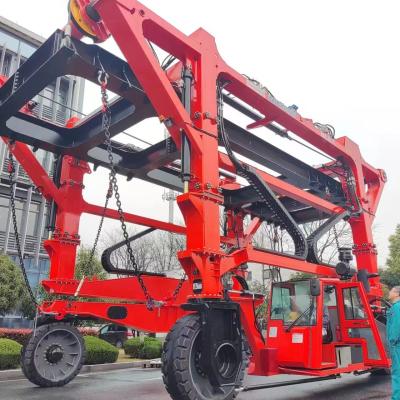 China 40T Industrial Straddle Carrier with Remote Control - 7km/h Unloaded Speed, 3km/h Loaded Capacity for sale