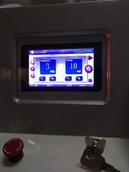 China 1064nm 532nm Q Switched ND YAG Laser Tattoo Removal Machine 8 Inch Touch Screen for sale