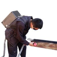 China Portable Pulse Laser Cleaning Machine 100W Backpack Handheld Rust Remover for Car for sale