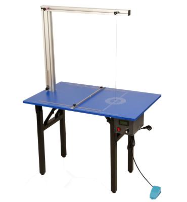China 160W 110V-240V Foam Wire Cutting Machine With Metal Table Legs for sale