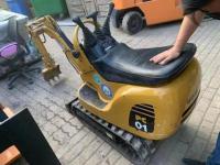 China PC01 Original Color Used Komatsu Mini Excavator For Working Indoors for sale