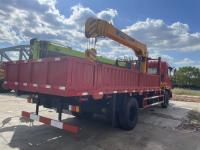 China 8 Tons XCMG SQS200-4 Truck Mounted Used Crane With DongFeng Truck  2019 Year for sale