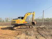 China XE215DA Used XCMG Excavator Heavy Duty XCMG 20 Ton Excavator Energy Saving for sale