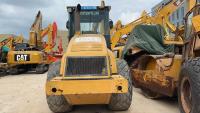 China Original Color Used Caterpillar CS-683E Single Drum Road Roller In Excellent Condition for sale