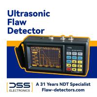 China Compact Digital Ultrasonic Flaw Detector Easy Transport And Use for sale