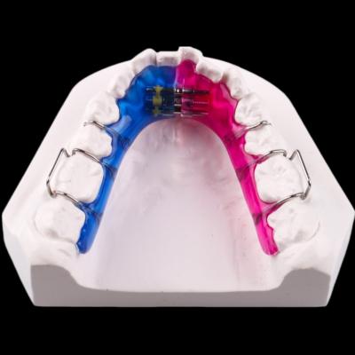China Removable Bidirectional Teeth Palate Expander Orthodontics Appliance for sale