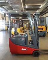 China Three Wheeled Counterbalance Electric Pneumatic Forklift 1000kg for sale