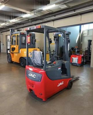 China Three Wheeled Counterbalance Electric Pneumatic Forklift 1000kg for sale