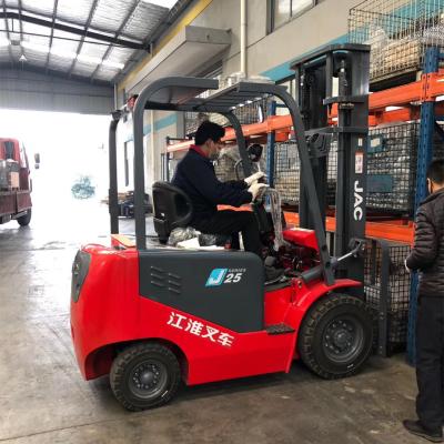 China CPD20S Diesel Powered Electric JAC Forklift Truck 2.5T With AMP Connector for sale