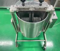 China Chocolate Melanger Cocoa Nibs Grinding Machine Chocolate Stone Grinder Machine for sale