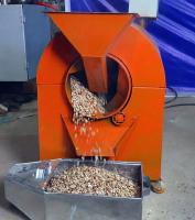 China Heating Peanut Roasting Machine Large Capacity Horizontal Cylinder Structure for sale