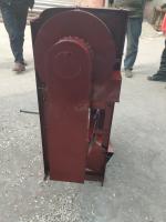 China 3kw Power Peanut Peeling Machine , Sunflower Shelling Machine 760 * 500 * 930mm for sale