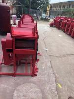 China 3kw Power Peanut Peeling Machine , Sunflower Shelling Machine 760 * 500 * 930mm for sale