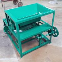 China Electric Vibrating Screen Machine Equipment , Industrial Vibrating Screen Equipment For Sesame for sale