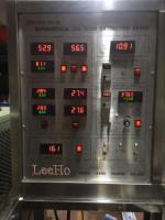 China Supercritical Co2 Oil Extraction Device Automatic High Efficiency 2800 X 2500 X 2000mm for sale
