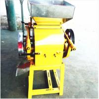 China High Capacity Industrial Peanut Crusher Machine Energy Saving 1 Year Warranty for sale