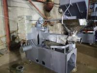 China Cold Press Oil Extraction Machine For Castor Groundnut Sunflower Seed for sale