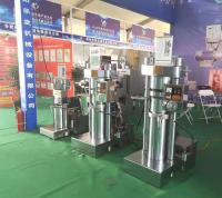China Cooking Oil Processing Equipment Hydraulic Screw Hot And Cold Press Machine for sale
