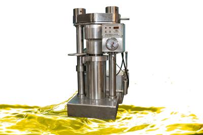 China High Efficiency Hydraulic Oil Press Machine 4 Kg / Batch Capacity CE / ISO Certification for sale