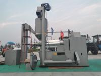 China Simple Operation Screw Oil Press Machine 400 * 750kg/H Capacity 37kw Power for sale
