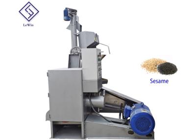 China Sunflower / Sesame Screw Type Press Machine / Oil Processing Equipment 380V Voltage for sale