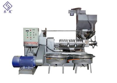 China Vacuum Filtration 750Kg/H 100RPM Screw Type Oil Expeller for sale