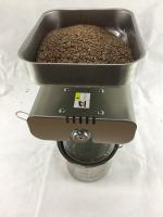 China High Oil Yield Screw Desk Type Oil Machine Commecial Oil Press Machine for sale