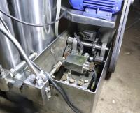 China Alloy Walnut Oil Press Machine Cold Press Oil Machine 60Mpa Hydraulic for sale