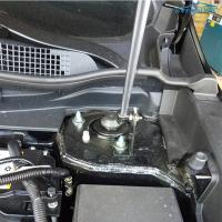 China 2017 Honda CRV Car Gas Spring Front Hood Lift Support Corrosion Resistance for sale