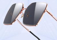 China Non Polarized Square Women Sunglasses 76028 Metal Frames for sale