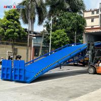 China 20 Ton Capacity Mobile Loading Ramp Portable Loading Docks With Anti Slip Surface for sale
