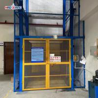 China Residential Freight Elevator Hydraulic Small Cargo Lift For Materials for sale