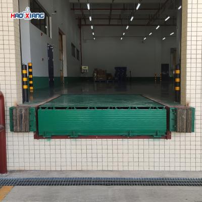 China High-Strength Dock Leveler - Customizable Height - No Pit Required for Manufacturing and Distribution for sale