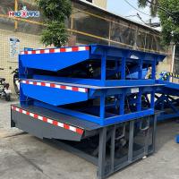 China Customizable Work Platform Hydraulic Loading Dock Ramp With 5mm Non-Slip Diamond Mesh for sale