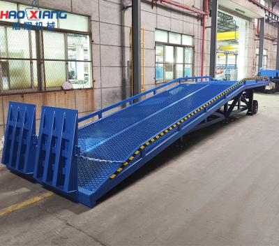 China 10m Heavy Duty Portable Loading Ramp 8T 8000kg Steel Yard Ramp for sale